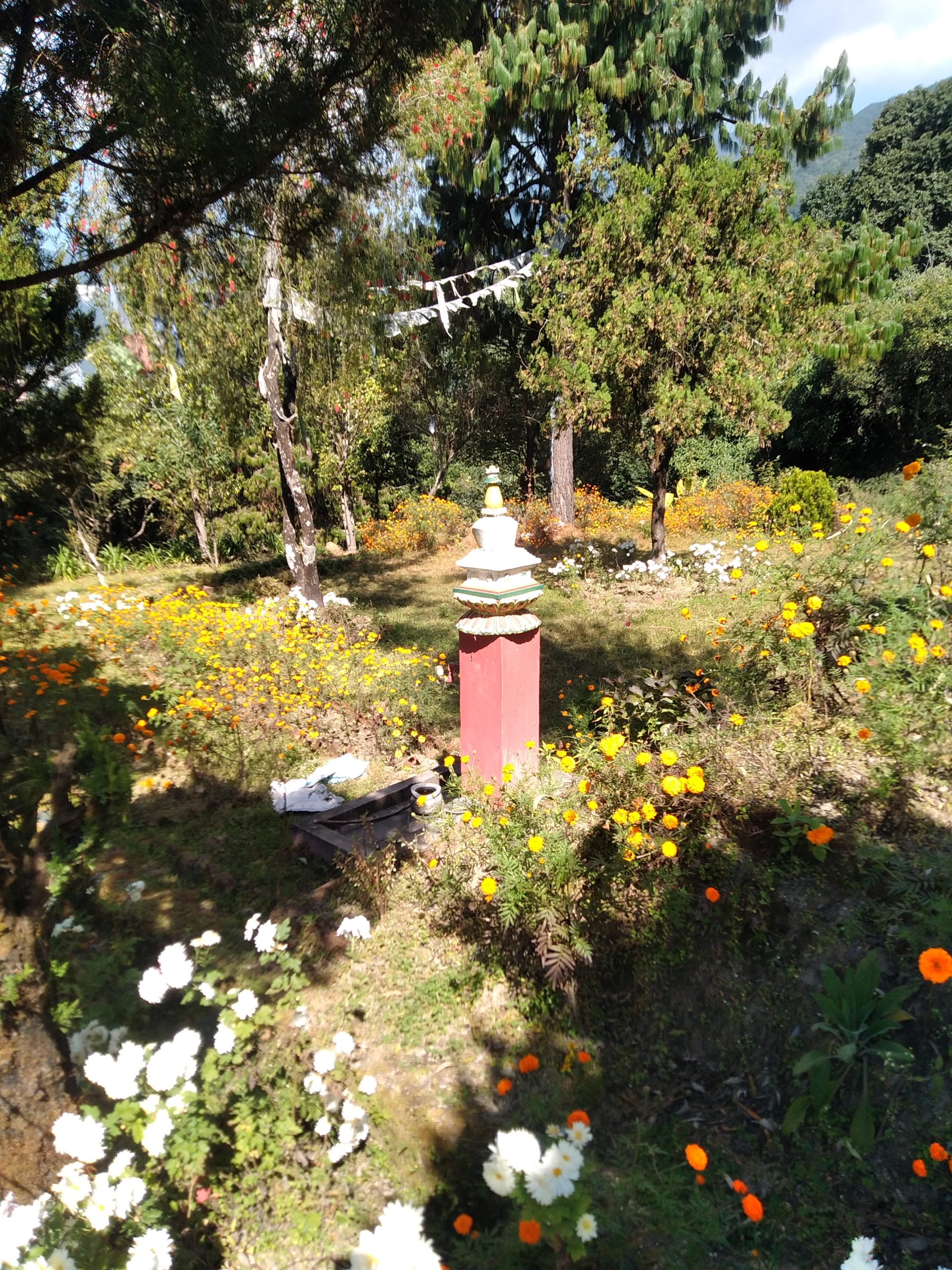 Shivapuri Nagi Gumba - Jhilke Hulaki