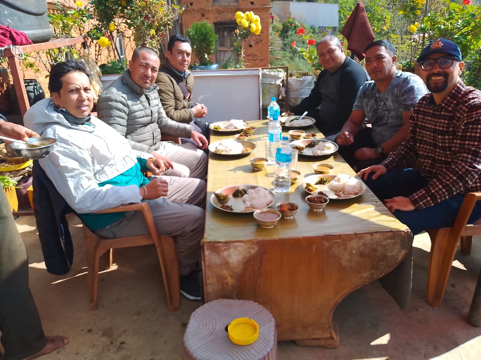 Dapcha: Old Town with Old Friends - Jhilke Hulaki